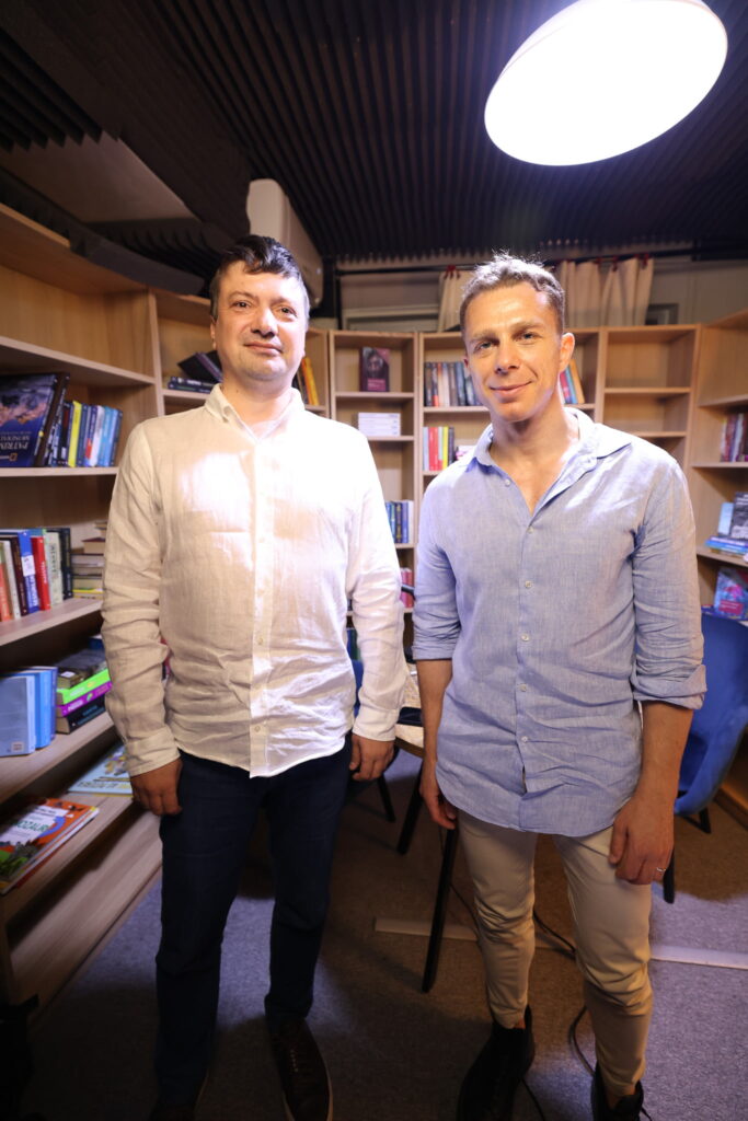 AVANGARDA, CU IONUȚ VULPESCU. INVITAT: ACTORUL LARI GIORGESCU