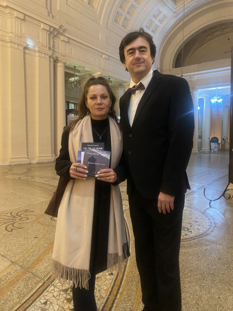 Giorgiana Radu-Avramescu: Ciprian Apetrei, puntea între „Aici și Acolo ...